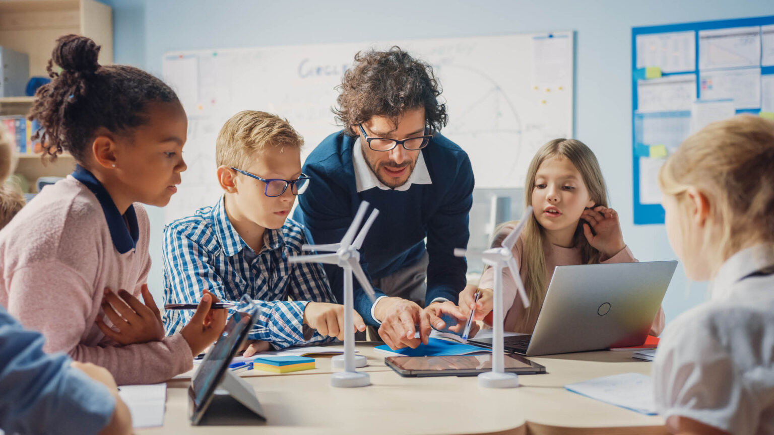 What Is STEM Education? | Science Teaching