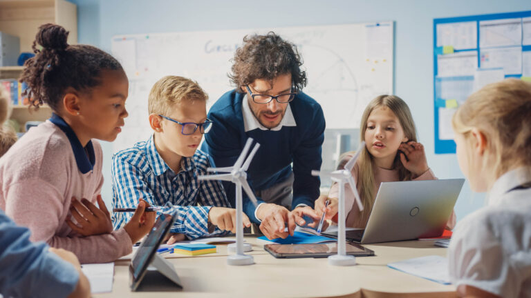 What Is STEM Education? | Science Teaching